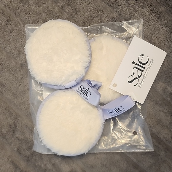 Saie | Makeup | Saie Reusable Beauty Rounds Nib | Poshmark